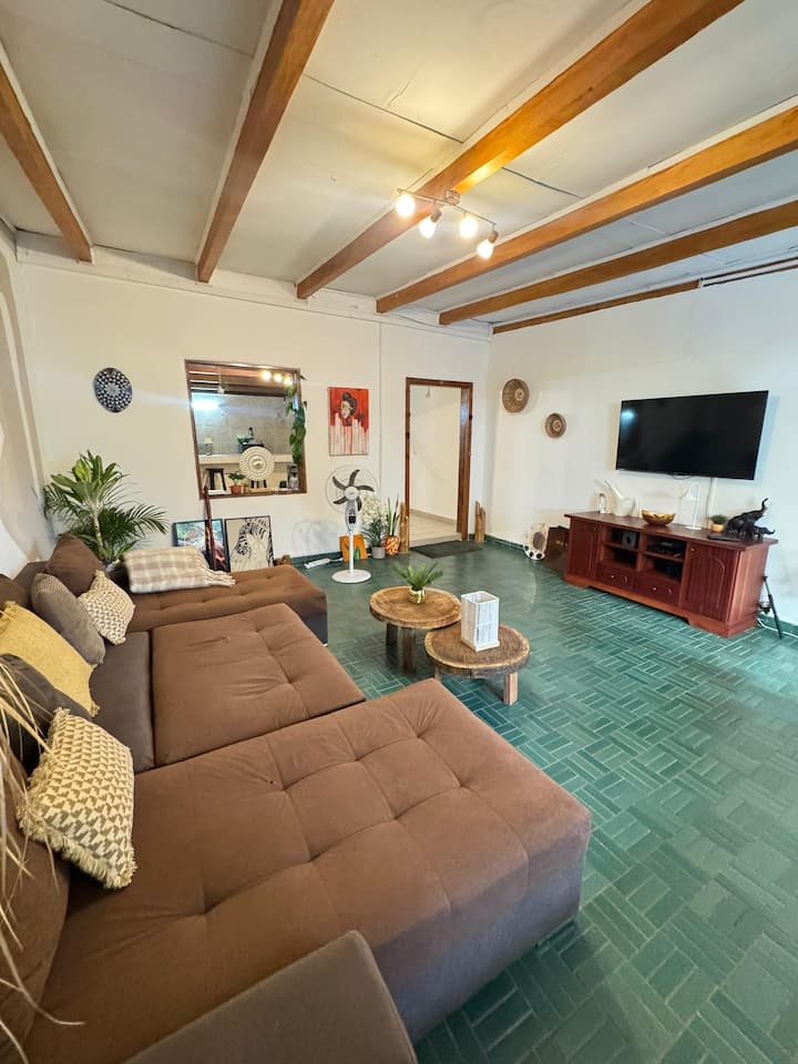 Beach Apartment + Home Cook Service - Gabon