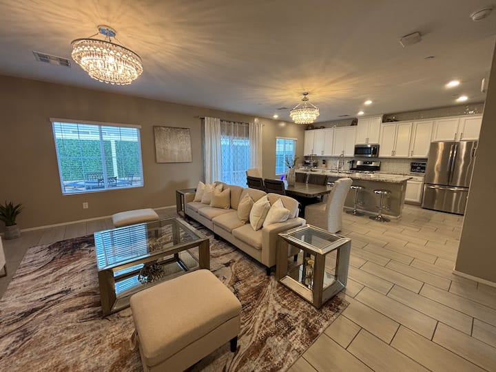 Stunning 3bdrm Condo In Gvr - Boulder City, NV