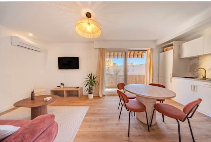 Terra Azzura
2 Personnes - Sainte-Maxime