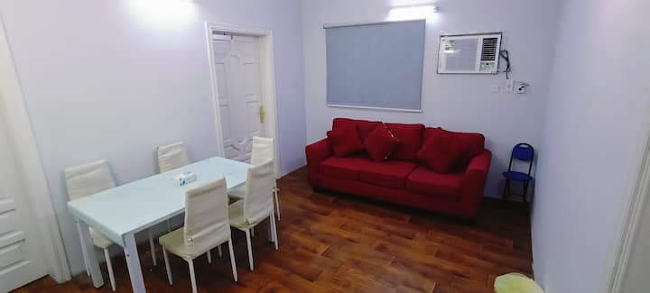 Apartment 5 Beds 2 Rooms - Medina, Saudi Arabia