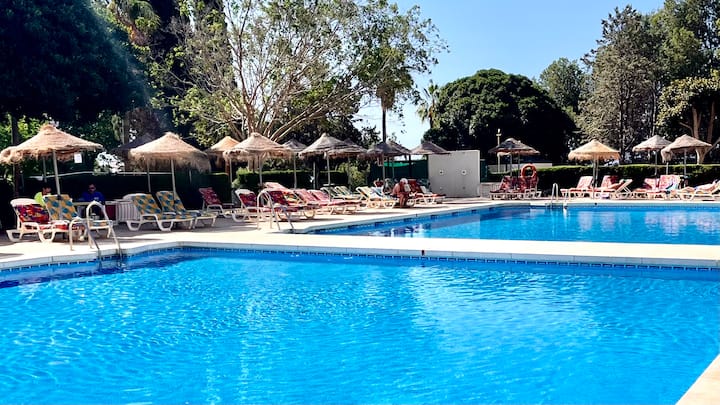 Central Sunny Apt - 10 Min Walk To Beach - Alhaurín de la Torre