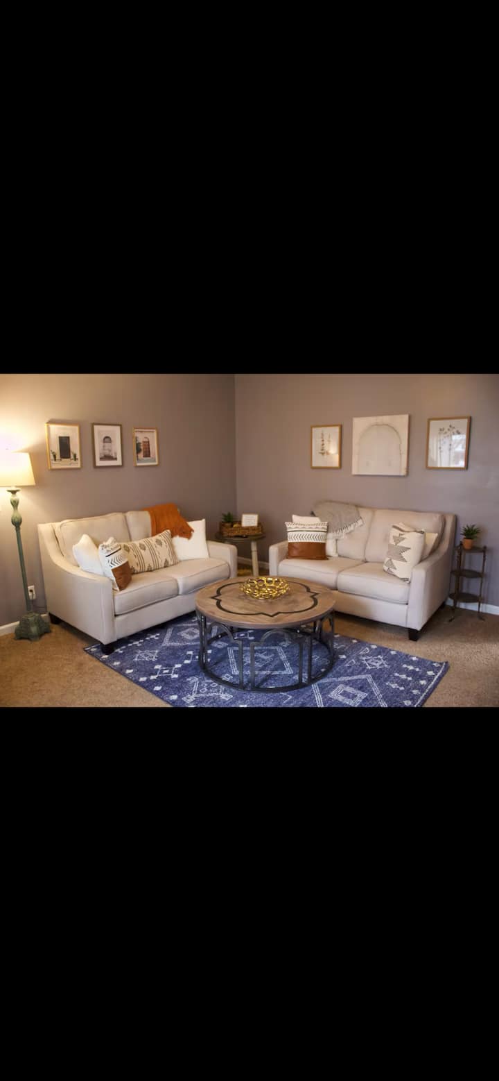 Unit 2 Cozy 2 Bedroom W/hot Tub - Mill Bluff State Park, Camp Douglas