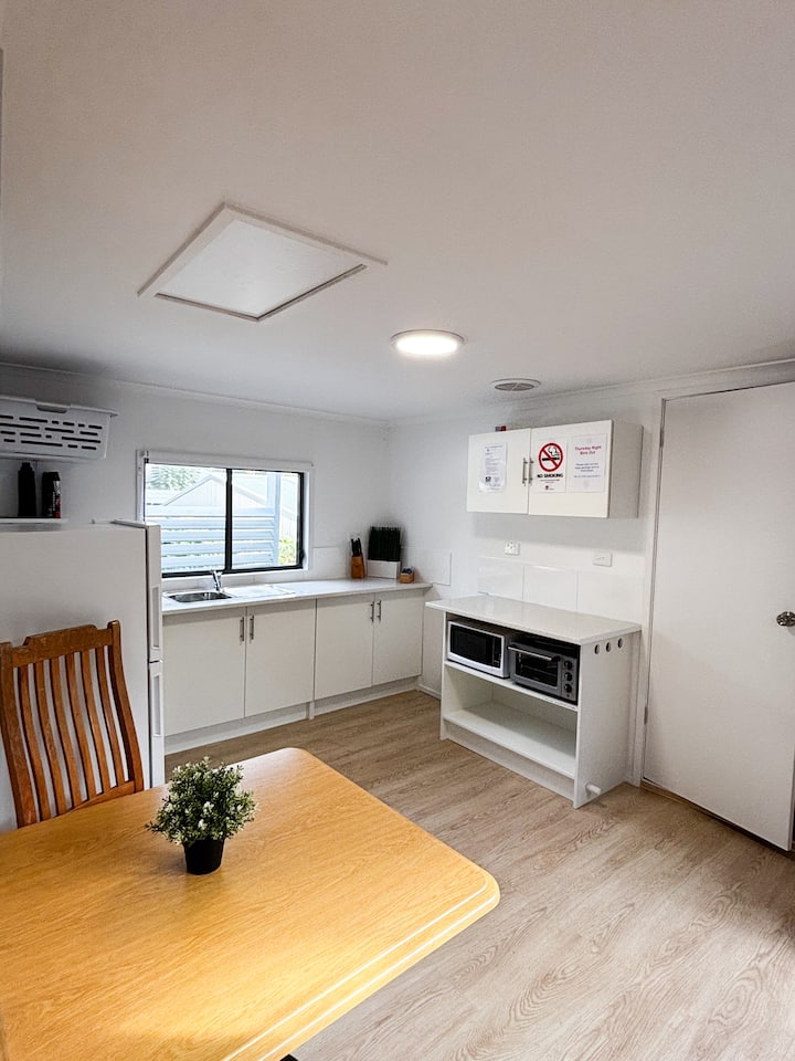Charlestown Central Cosy 2 Bedrooms Unit - Waratah