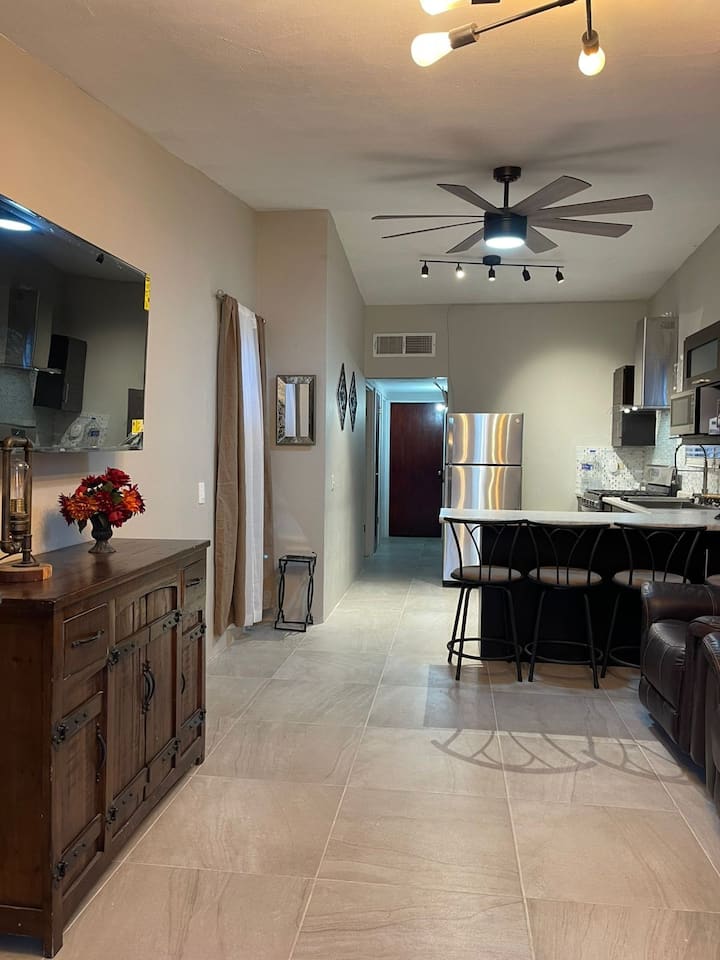 La Casa Blanca Del Consulado Americano - El Paso, TX