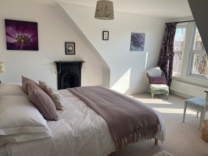 Charming, Rooftop Rooms In Cheriton, Folkestone - Folkestone