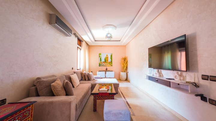 Appartement Cosy Avec Terrasse & Parking Inclus - Marrakesh