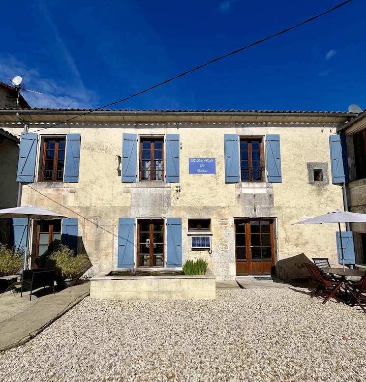 Le Printemps 180m, Le Petit Moulin De Veillard - Cognac