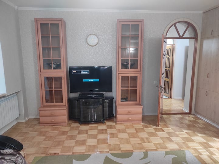 Квартира для семьи 
тепло, уют! - Bishkek
