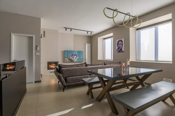 The Corner, 1-br / Gemmayze - Beirut