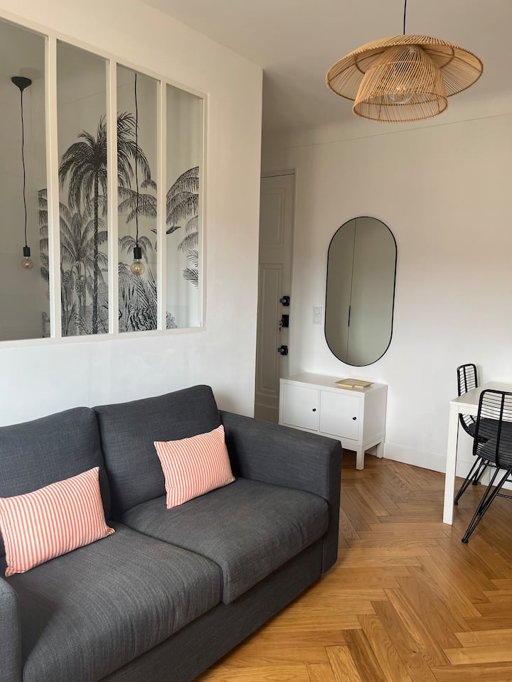 Charme Authentique Et Sérénité Au Cœur De Nice - Nice