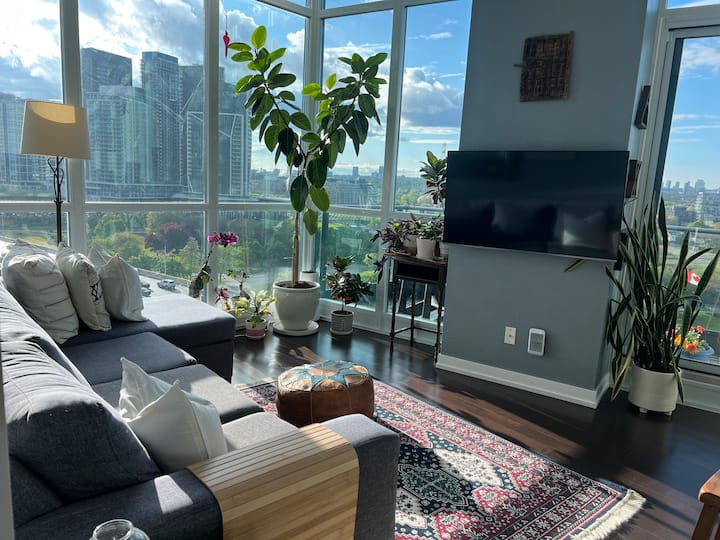 Penthouse Corner Unit. Free Parking. Cn Tower View - Toronto
