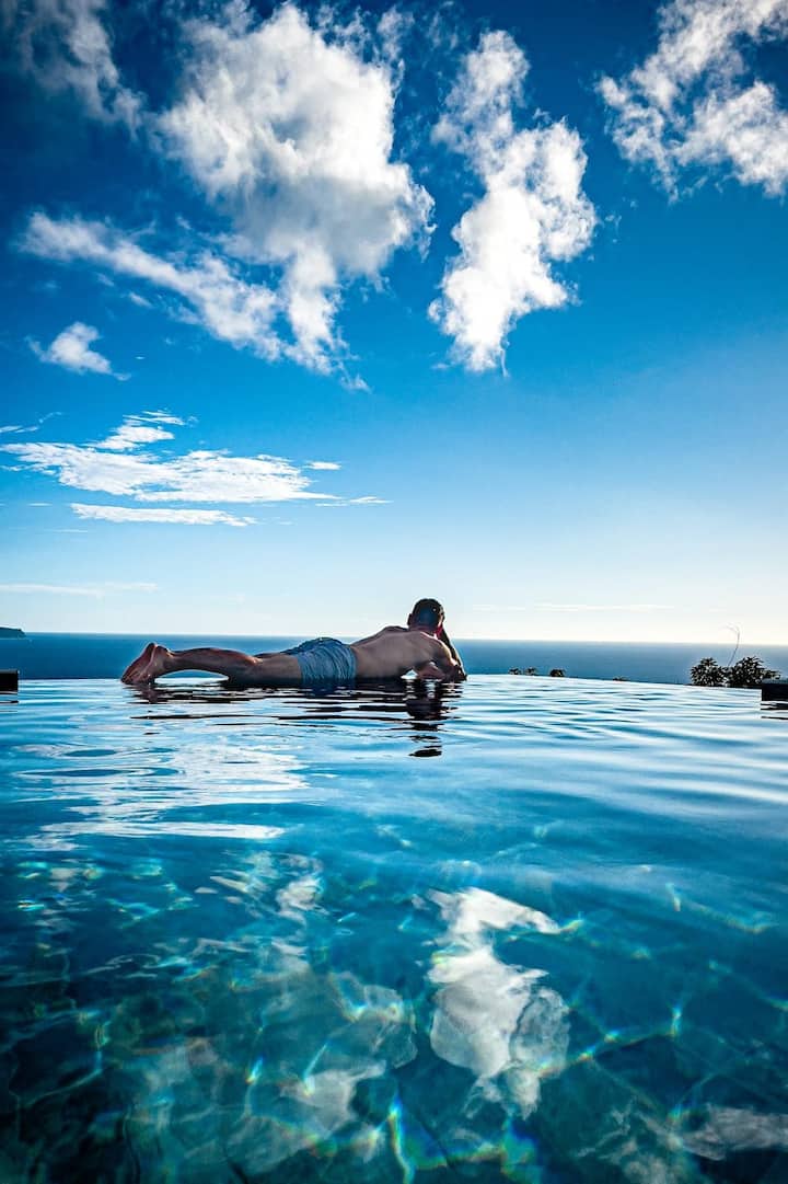 Superbe Vue Mer 180° De L'intérieur Et L'extérieur - Guadeloupe