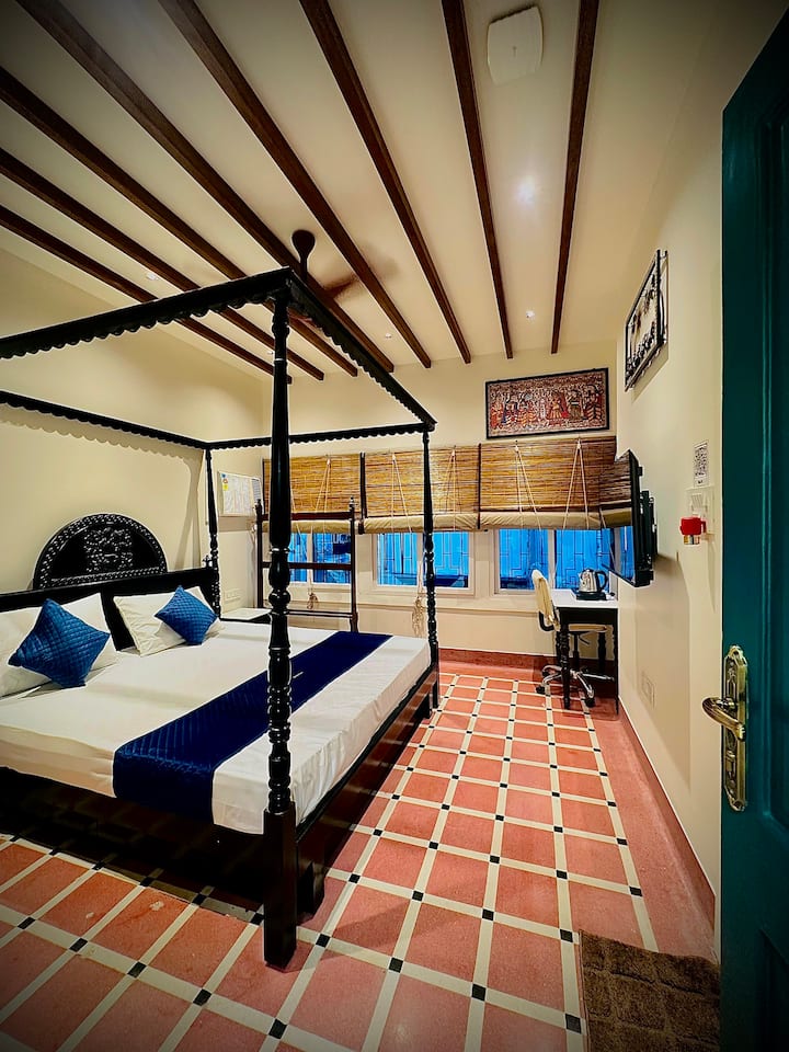 *Shantiniketan* Pvt Studio Apartment For 2 Guests - Kolkata
