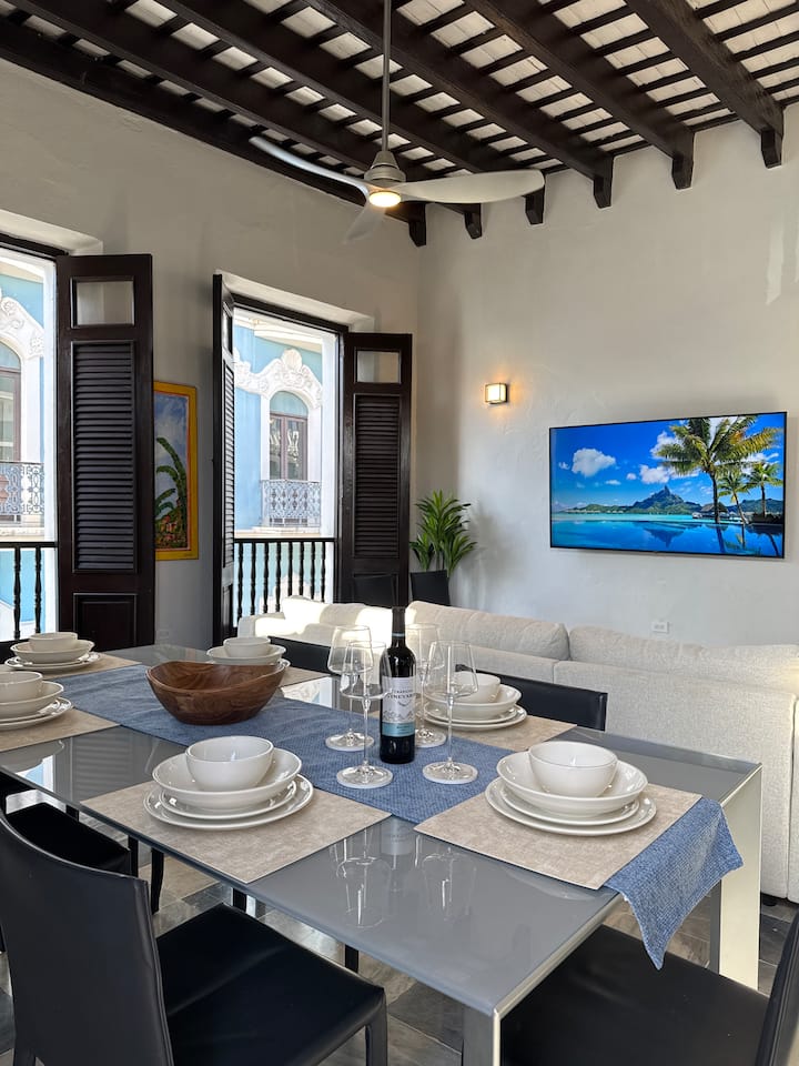 Luxury 2br Penthouse W/balcony|prime Osj Nightlife - Levittown