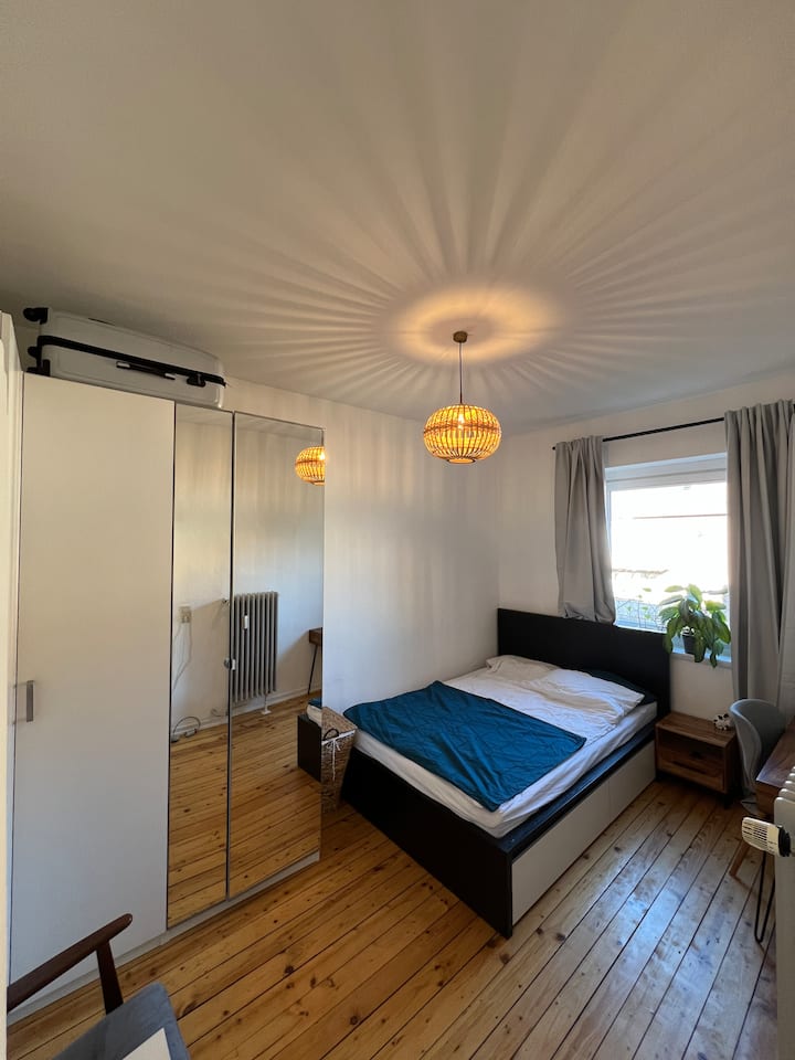 Zimmer In Eimsbüttel - Hamburg
