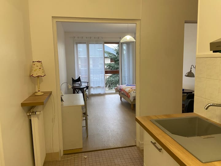 Joli Appartement Avec Balcon - Vendôme
