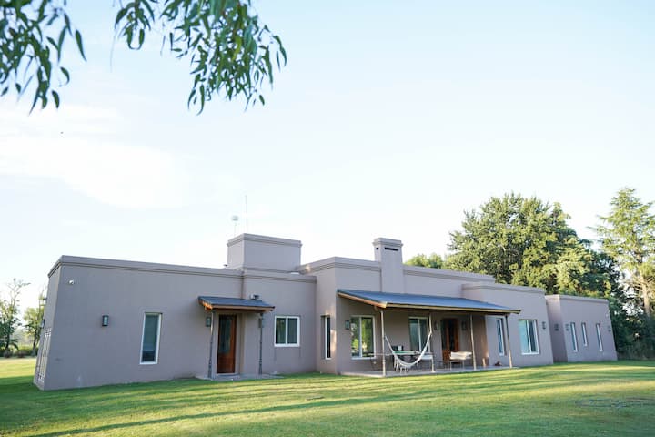 Descanso En La Naturaleza - Mercedes