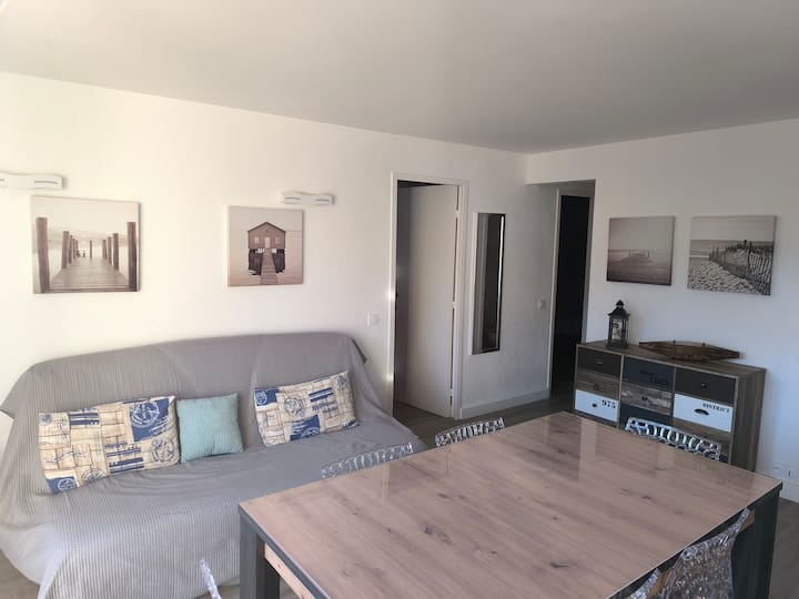 Le Paradis Des îLes D'or, Les Pieds Dans L'eau - La Londe-les-Maures