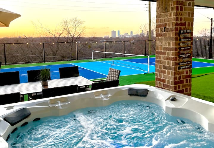 Pickleball Hottub Minigolf With Downtown Fw Views! - Fort Worth
