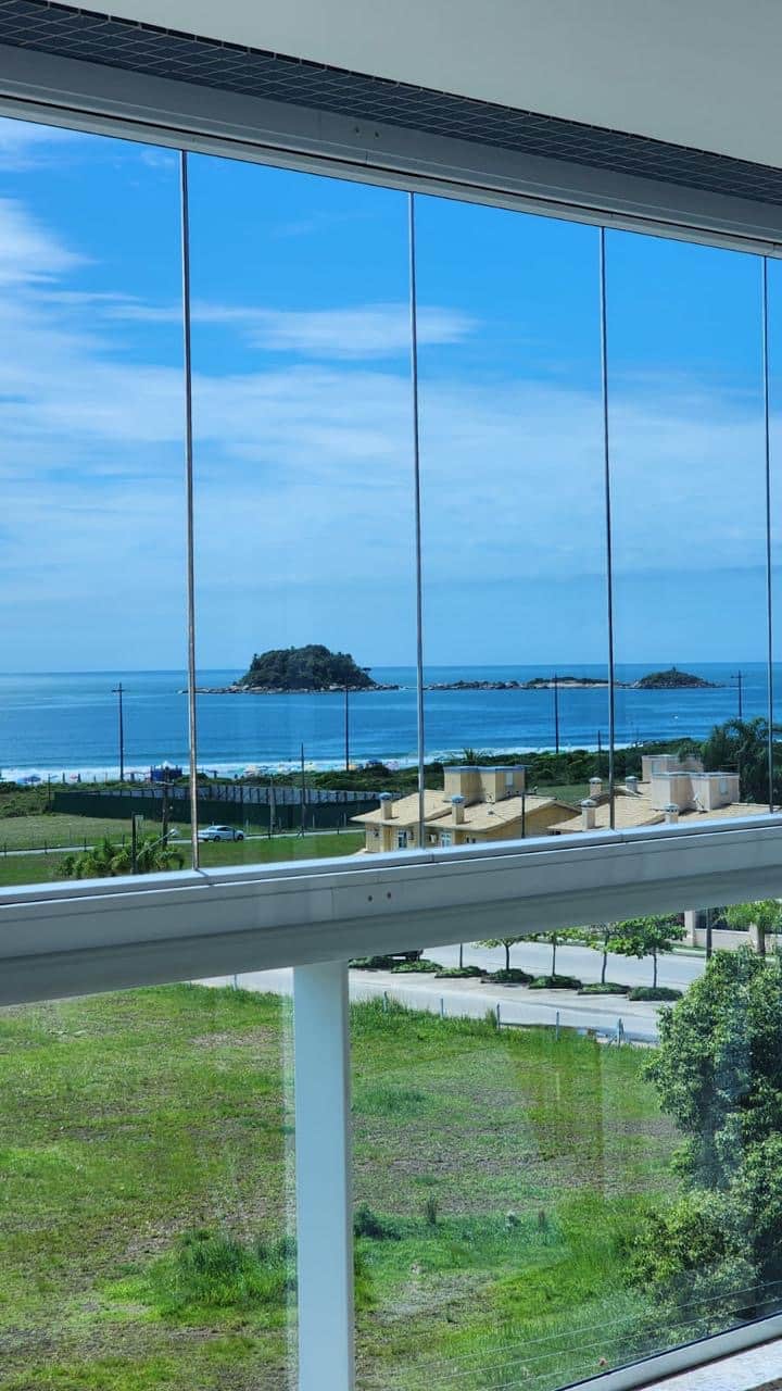 Apartamento Inteiro Na Praia - Governador Celso Ramos