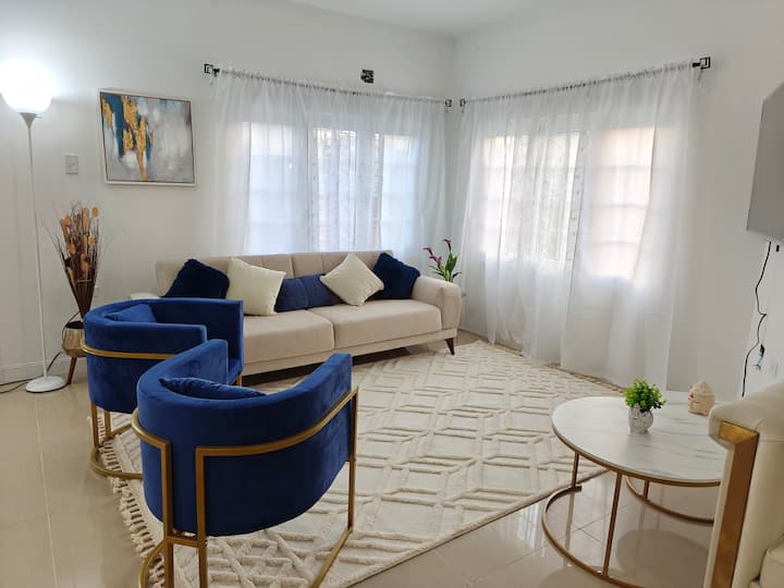 Manoir Dore Du Carnival - Port of Spain