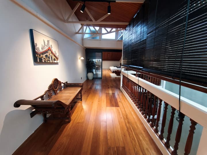 Heritage Loft @ Armenian | 1800sqf Newly Renovated - Penang