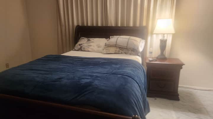 Private Room - Peoria, IL