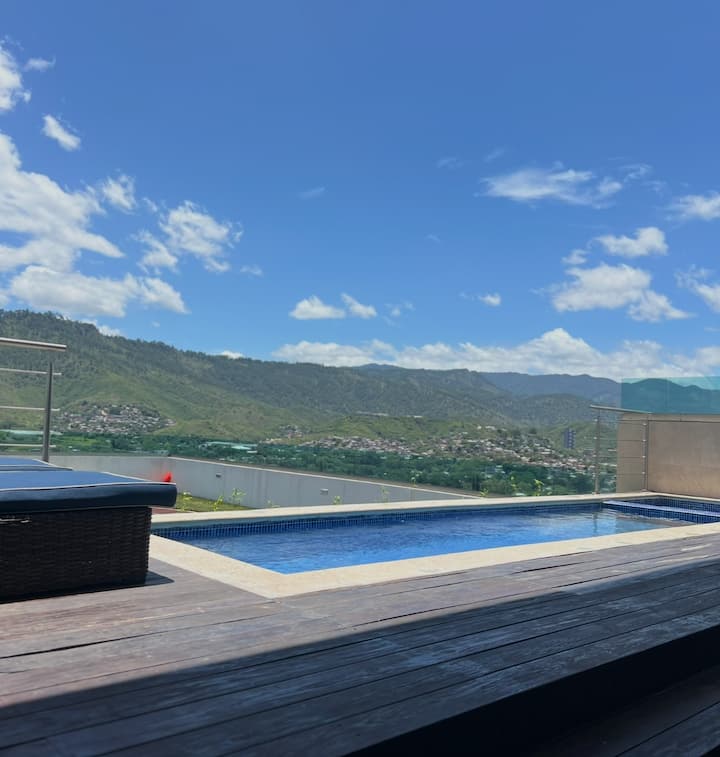 Lux Apart + Embajada Eeuu + Blvd. Morazan - Honduras