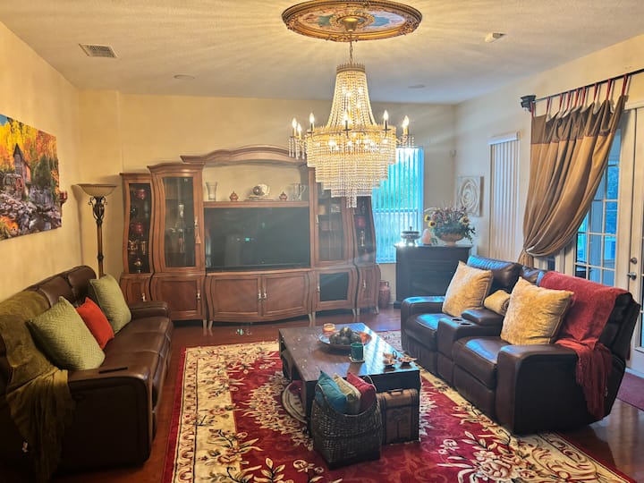 2. A 1bd 1b House In Oviedo - Oviedo, FL