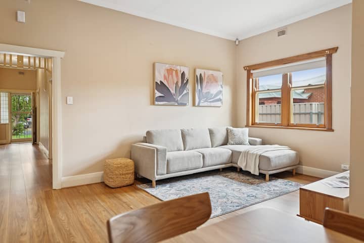 The Evandale Cottage - Tea Tree Gully