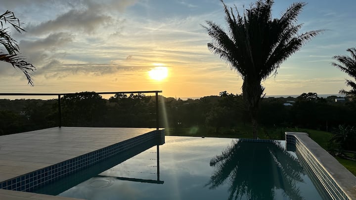 Infinity Casa Blue Eden - Honduras
