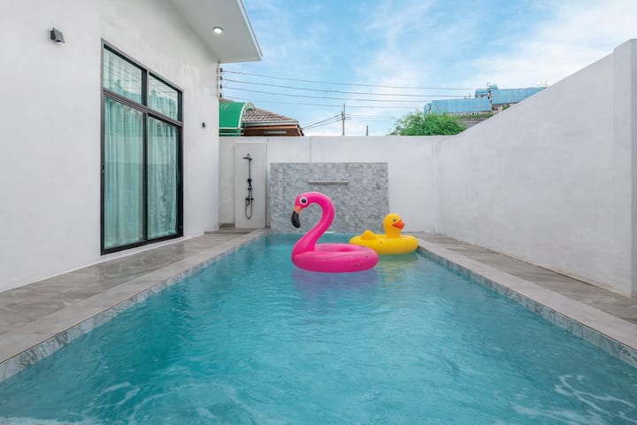 Modern 3br Pool Villa • 6 Guests • Near Walking St - Pattaya City
