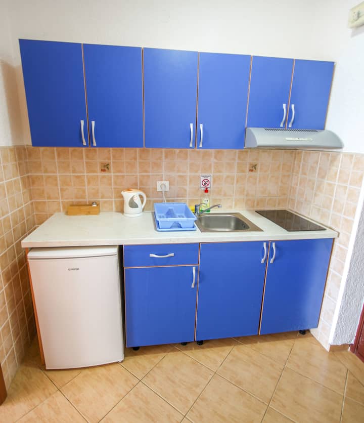 Standard Triple Studio, Private Beach And Pool - Montenegro