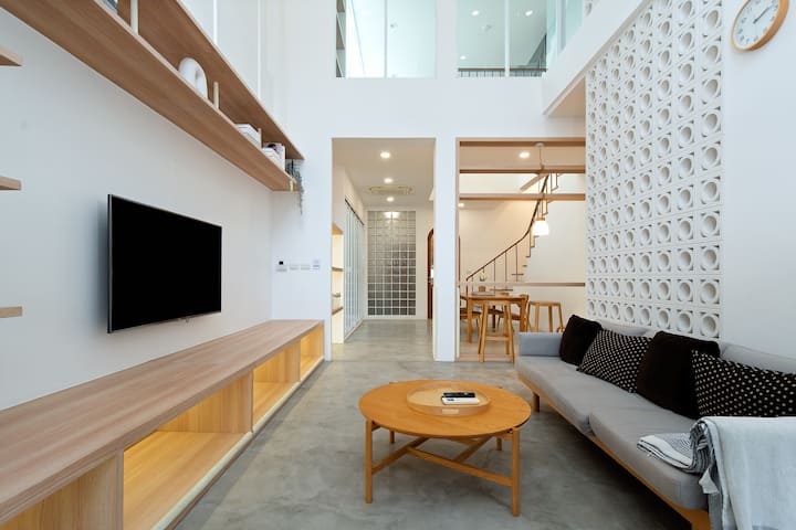 3789 Elevator Villa | Rooftop Retreat - Bangkok