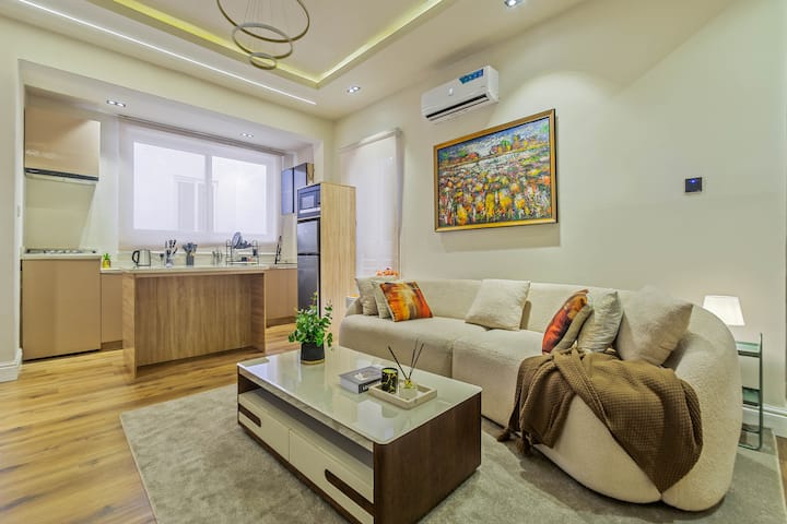 *New* 1 Bed In Ikoyi/ Pool/ 247 Power/pent Floor - Lagos