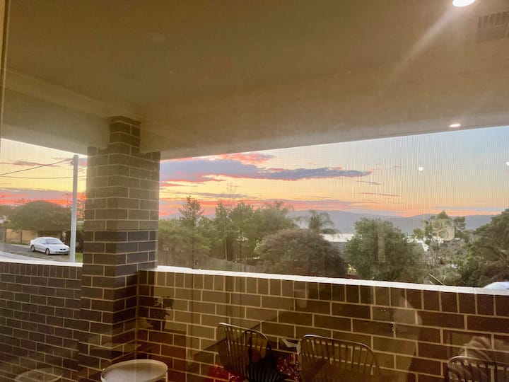 Half-house Two Bedrooms Private Access Upstairs. - Narooma