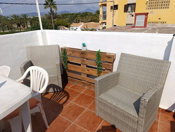 Apartamento Con Balcón Y Terraza - Daimús