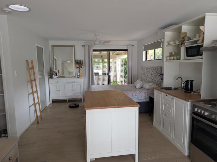 Private Guesthouse In Mountain Creek - Mooloolaba