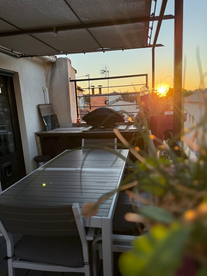 T3 Duplex Cœur D'aix : Parking, Terrasse, Détente - Aix-en-Provence