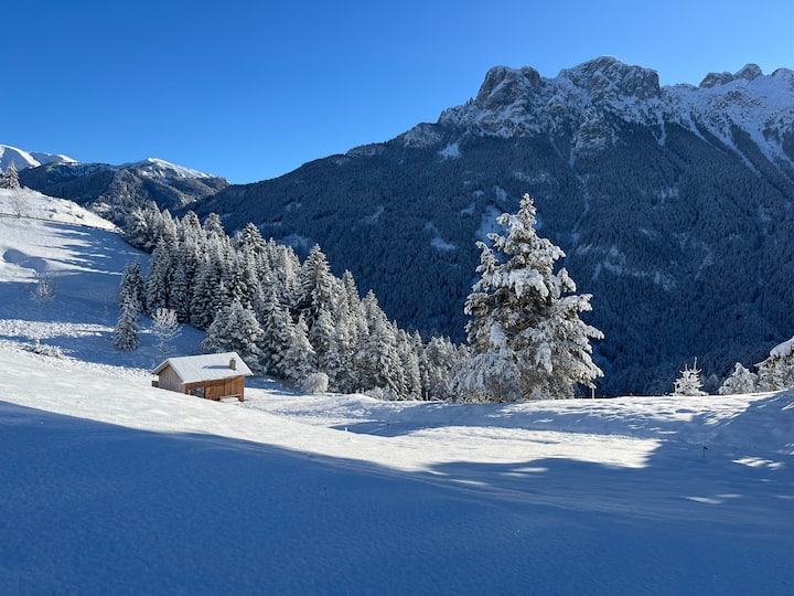 Be. Your Private View/ Dolomiti - Pera