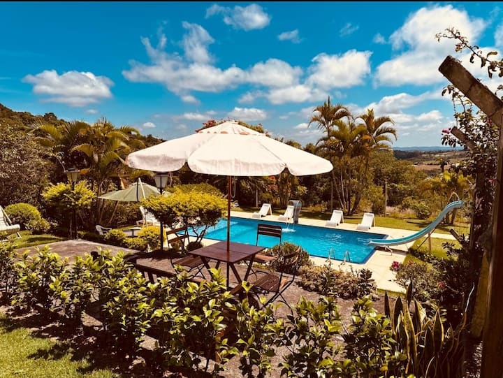 Um Cantinho De Paz Com Vista Espetacular - Ibiúna