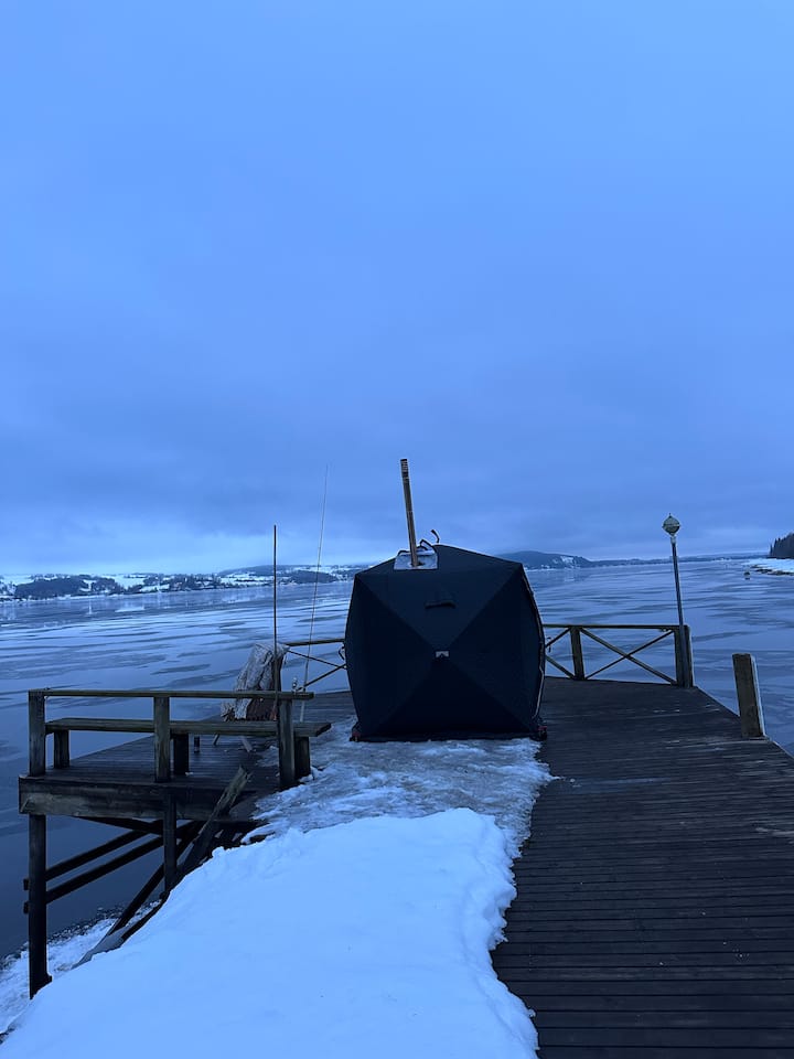 Badstutelt Idyllisk Ved Mjøsa - Brumunddal