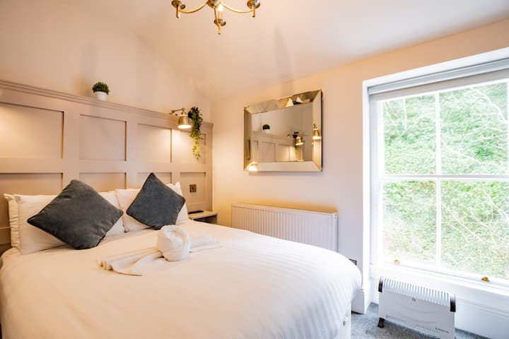 Charming Howth Marina Retreat - Dublin