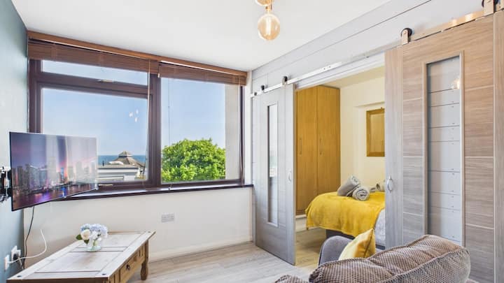 Driftwood Den - 1 Bedroom Apartment - Saundersfoot - Saundersfoot
