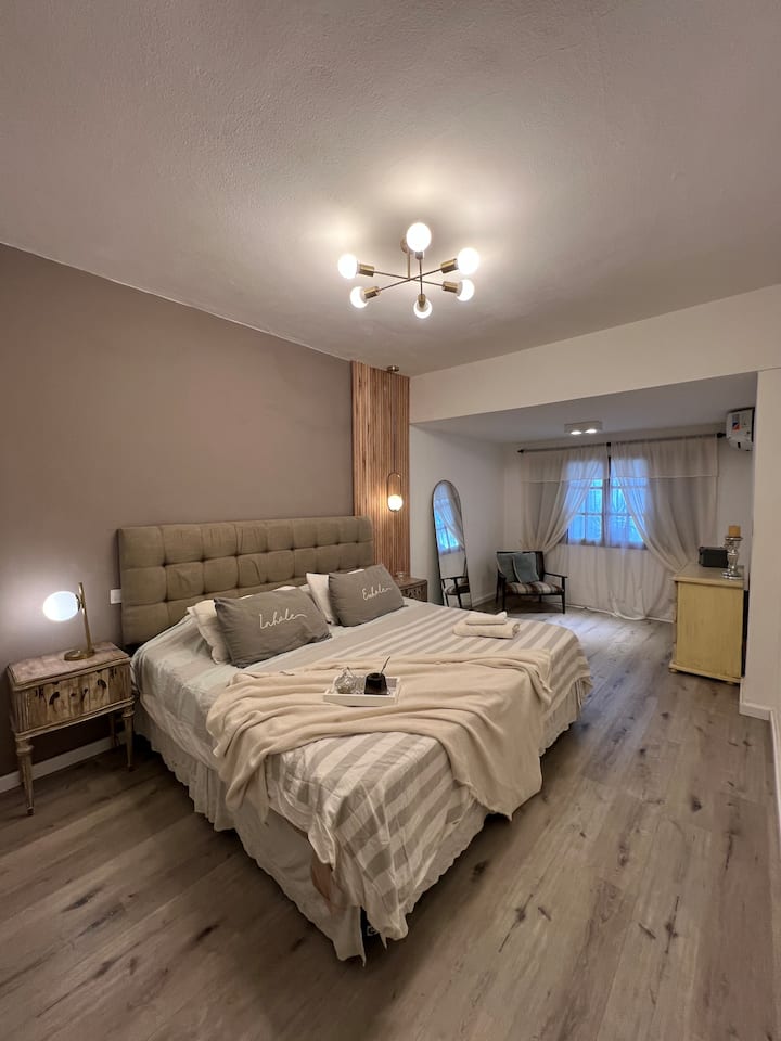 Herma - Zona Norte Con Cochera Y Patio Privado. - Córdoba
