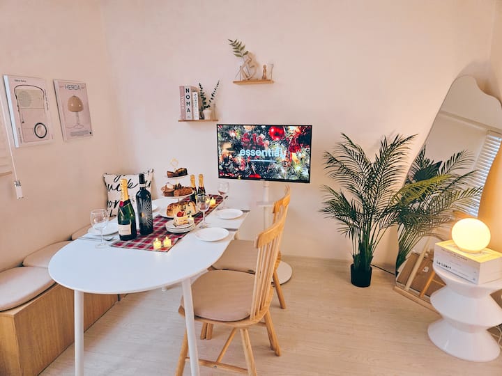 7min Sillim·clean·hotel Bed·20min Gangnam/hongdae - Seoul