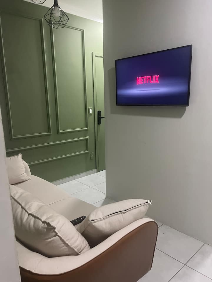 Apto Próx. Ao Centro De Sorocaba | Ar, Varanda - Sorocaba