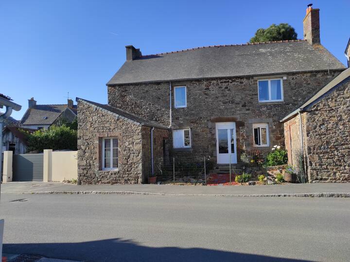 Chambre Chez L'habitant-2 - Saint-Jouan-des-Guérets