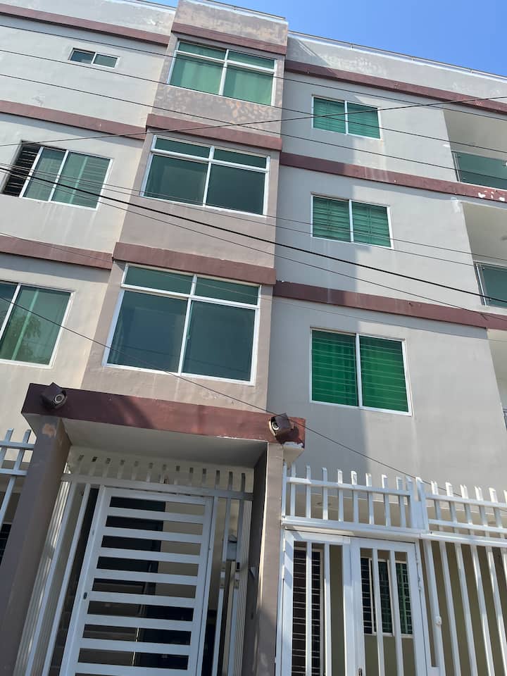 Amplio Apto, Estilo Y Comodidad - Barranquilla