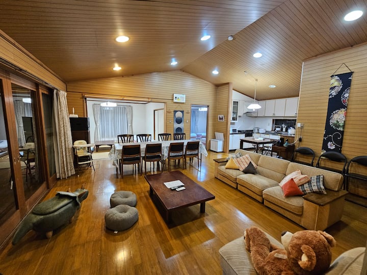 那須ペットと泊まれる【森あそびコテージ】広々３寝室、家族で自然体験！駐車場３台Ok・bbq可 - Nasu